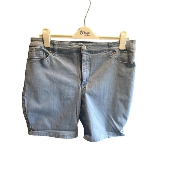Bandolino | Shorts | Bandolino Shorts Blue Size 4 Ecu | Poshmark